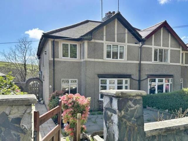 Thornton Avenue, 3 Bedroom Semi detached