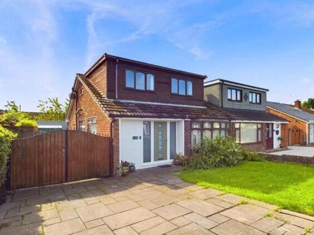 Thornton Close, Ashton in makerfield, 4 Bedroom Semi detached