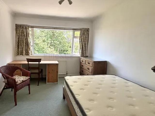 Thornton Dene, London, BR3 3ND, United Kingdom | Room for rent #166292909 | Rentberry