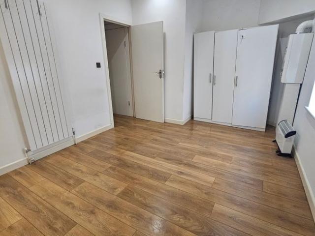 Thornton Heath CR7, Studio to rent, £1,050 pcm | PrimeLocation
