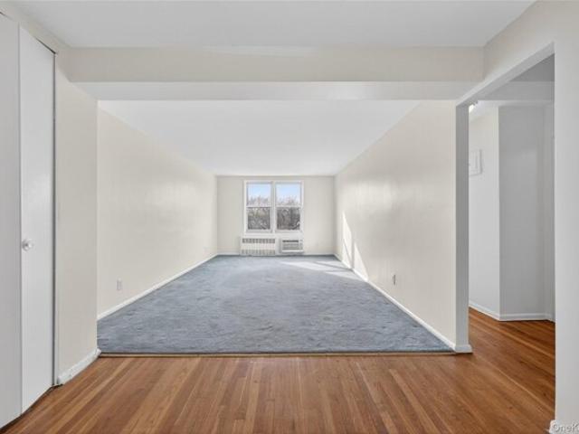 Thornton Pl Unit C, Rego Park, Property For Sale