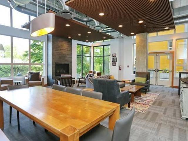 Thornton Place Plaza 1 Bedroom Condo for Rent at 337 Ne 103rd St, Seattle, WA 98125 Maple Leaf