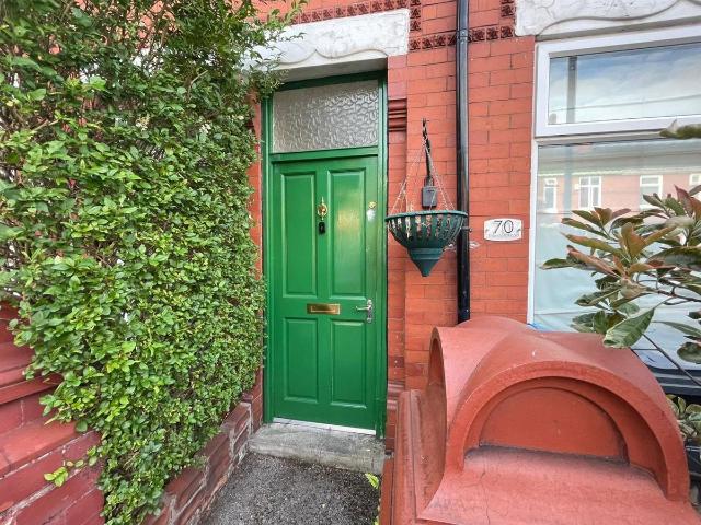 Thornton Road, Manchester M14, 2 bed property to rent, £1,200 pcm | PrimeLocation