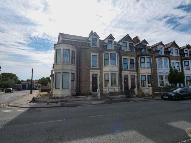 Thornton Road, Morecambe LA4, 2 bed flat to rent, £675 pcm | PrimeLocation