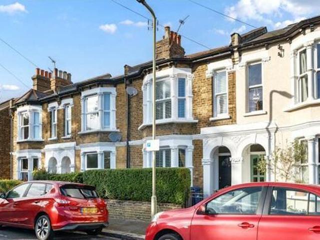 Thornton Road, Barnet, 2 Bedroom Terraced