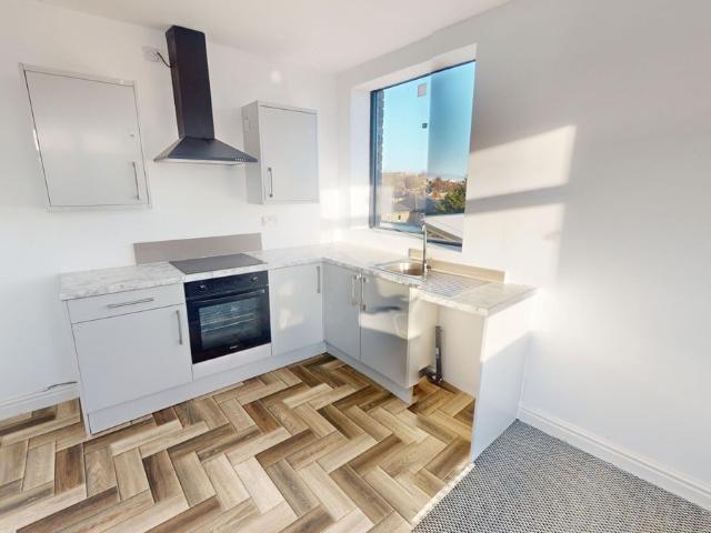 Thornton Road, Bradford BD8, 1 bed flat to rent, £650 pcm | PrimeLocation