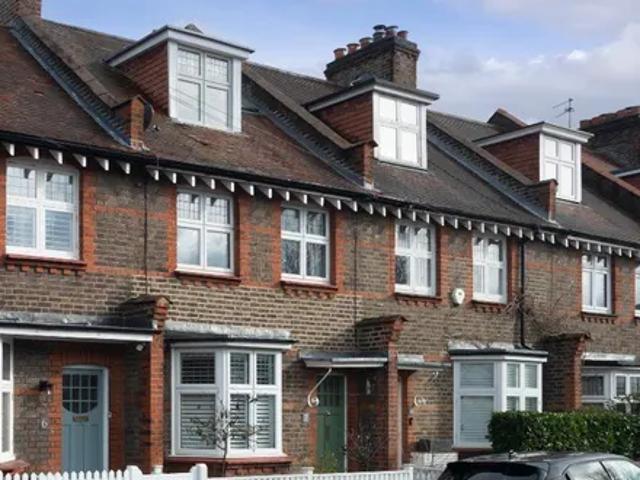 Thornton Road, London, SW19 4NL, United Kingdom | 3 bed townhouse for rent #167622844 | Rentberry