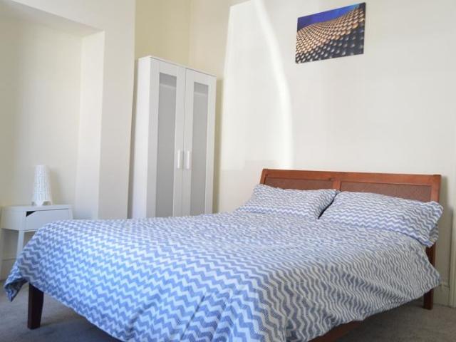 Thornton Road, Stoke on Trent, ST4 3 bed terraced house to rent £1,083 pcm £250 pw