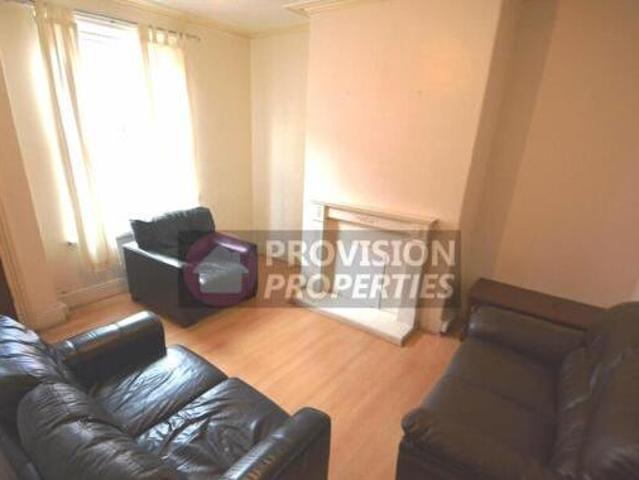 Thornville Avenue, Hyde Park, 2 Bedroom Terraced