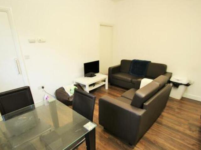 Thornville Grove, Hyde Park, 3 Bedroom Terraced