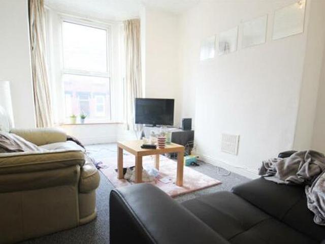 Thornville Road, Hyde Park, 6 Bedroom Terraced