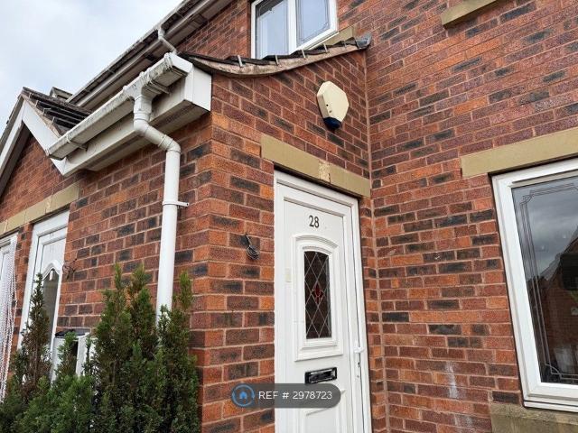 Thornwood Close, Rotherham S63, 2 bed flat to rent, £700 pcm | PrimeLocation