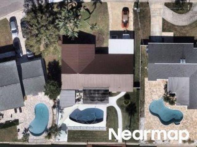 Thornwood Ln