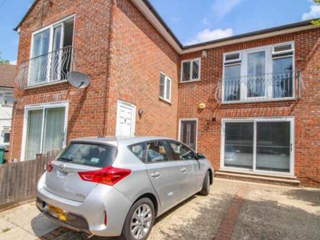 Thorpe Crescent, Oxhey, 1 Bedroom Maisonette