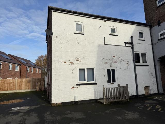 Thorpe End, Melton Mowbray LE13, 2 bed town house to rent, £645 pcm | PrimeLocation