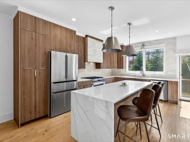 Thorpe St Unit,fairfield, Condo For Sale