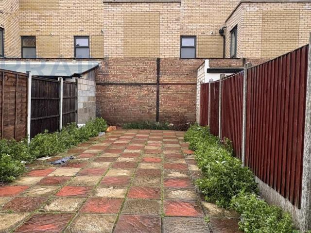 Thorpe Road, London, East Ham E6, 4 bed terraced house to rent, £3,000 pcm | PrimeLocation