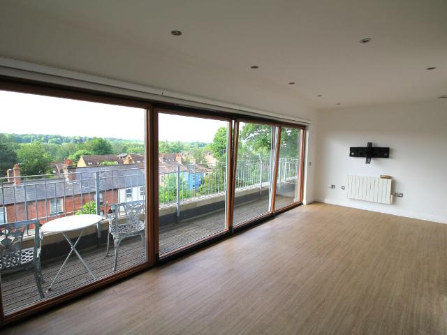 Thorpe Road, Norwich NR1, 2 bed flat to rent, £1,195 pcm | PrimeLocation