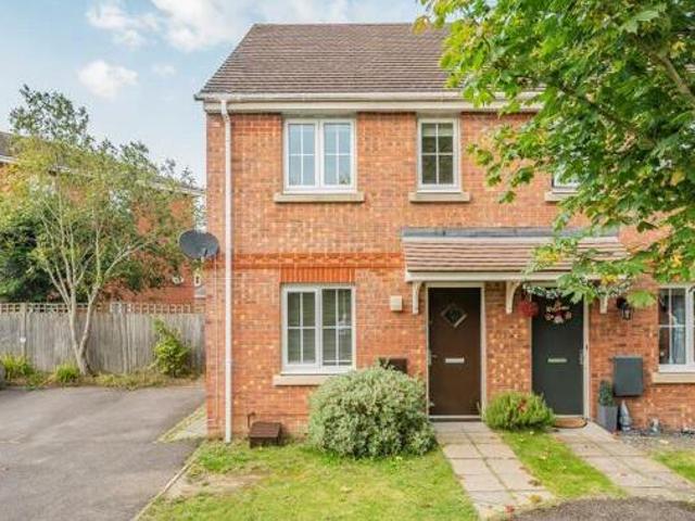 Thatcham, Berkshire, 2 Bedroom Semi detached