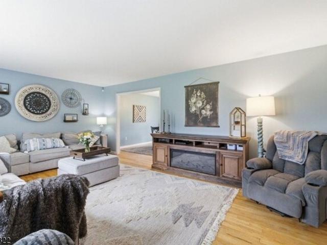 Thatchers Hill Rd, Raritan, Home For Sale