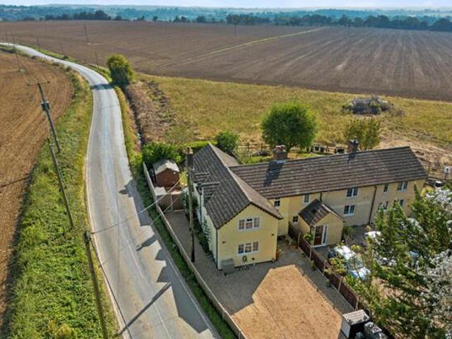 Thaxted, Stanbrook, Dunmow, 3 Bedroom Semi detached