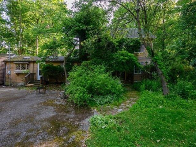 Thaxter St, Hingham, Home For Sale
