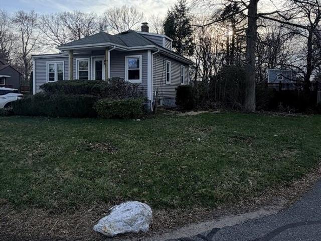 Thayer Ave, Holbrook, Home For Sale
