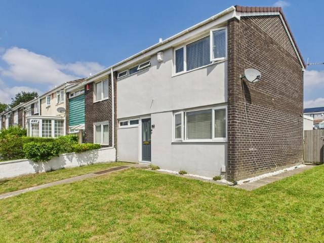 Thackeray Gardens, Plymouth PL5 3 bed end of terrace house to rent £1,295 pcm £299 pw