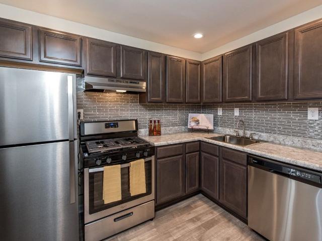 Thalia Gardens Apartments and Townhomes 1 Bedroom Apartment for Rent at 4129 Inverness Rd, Virginia Beach, VA 23452 North Central
