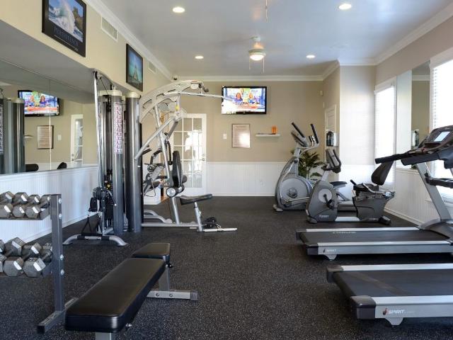 Thalia Gardens Apartments and Townhomes 1 Bedroom Apartment for Rent at 4129 Inverness Rd, Virginia Beach, VA 23452 North Central