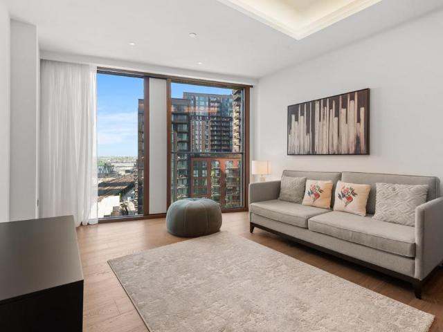 Thames City, 8 Carnation Way, London 1 bed house to rent £4,160 pcm £960 pw