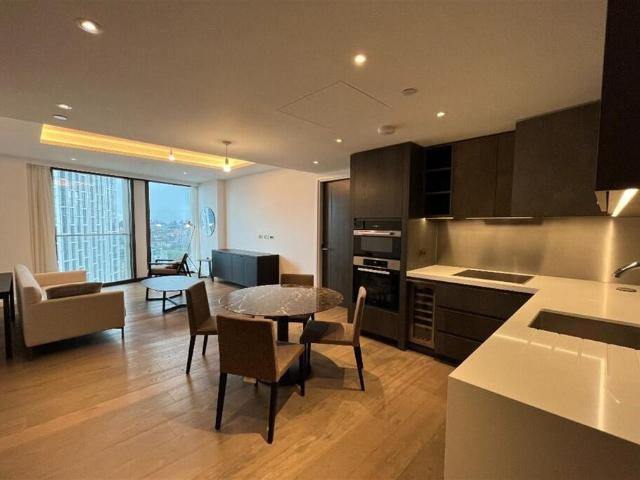 Thames City, Carnation Way, SW8 2 bed apartment to rent £5,200 pcm £1,200 pw