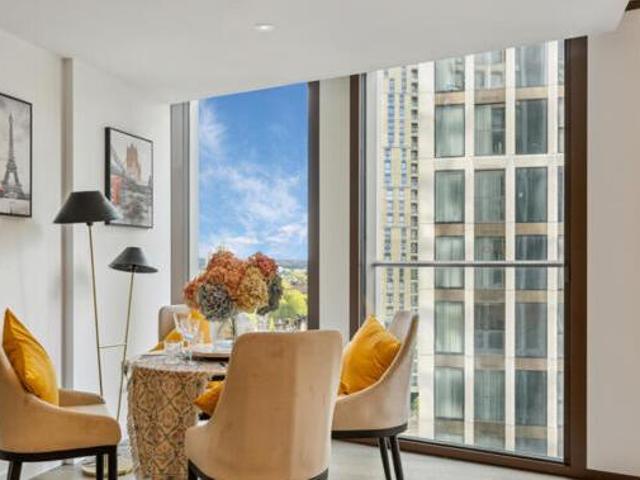 Thames City, N Carnation Way, 1 Bedroom Flat
