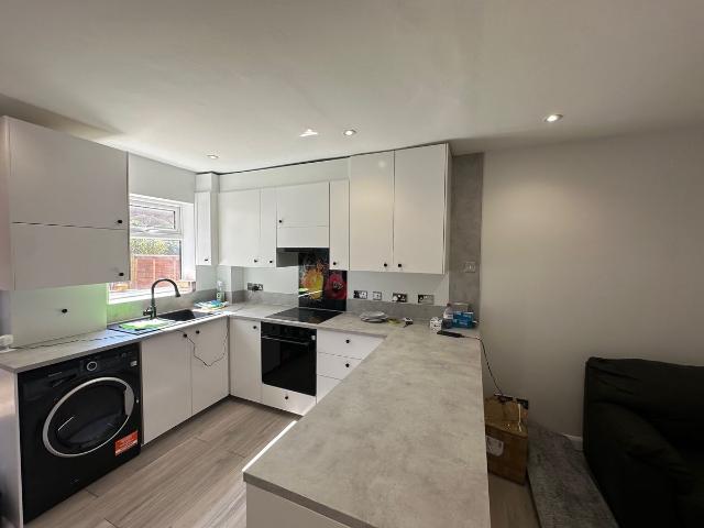 Thames Circle, Canary Wharf, London E14, 2 bed end terrace house to rent, £2,400 pcm | PrimeLocation