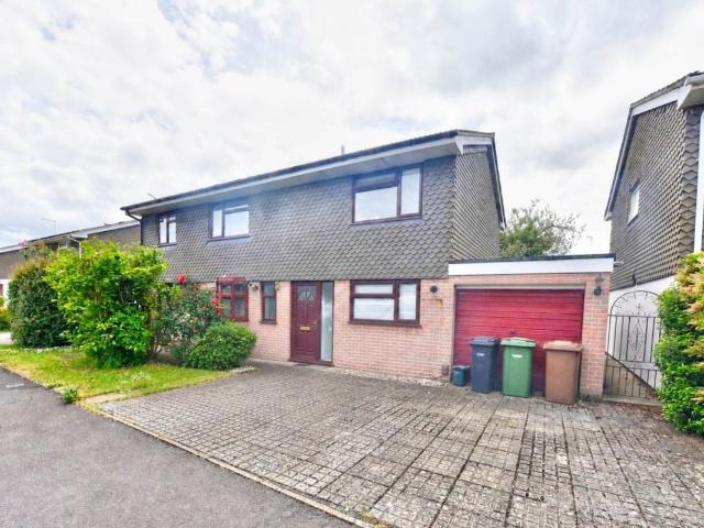 Thames Mead, Crowmarsh Gifford OX10, 5 bed detached house to rent, £2,250 pcm | PrimeLocation