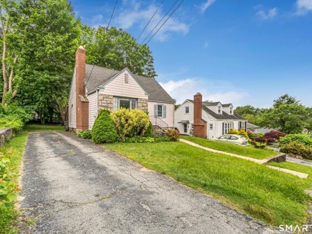 Thames St, New London, Home For Sale