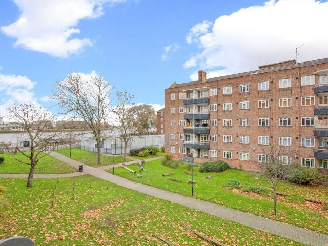 Thames Street, Greenwich SE10, 2 bed flat to rent, £1,950 pcm | PrimeLocation