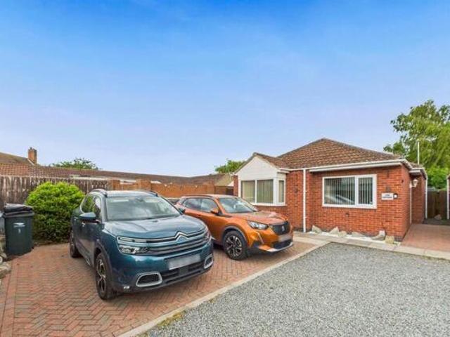 Thames Street, Hogsthorpe, 2 Bedroom Detached