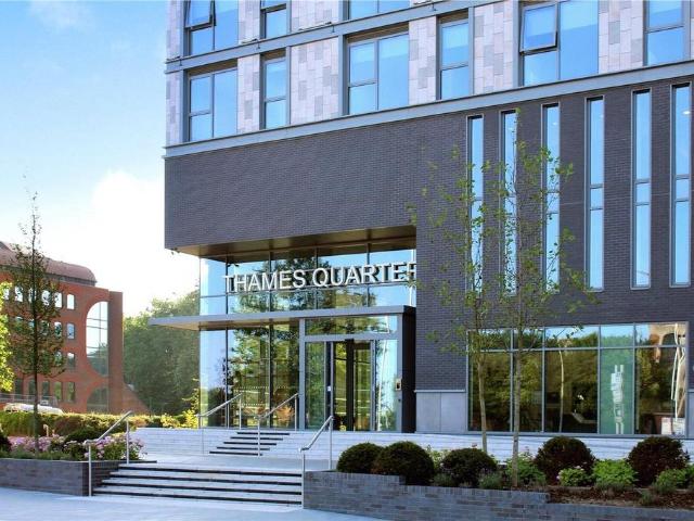 Thames Quarter, 2 Napier Road. 2 bed apartment to rent £2,150 pcm £496 pw