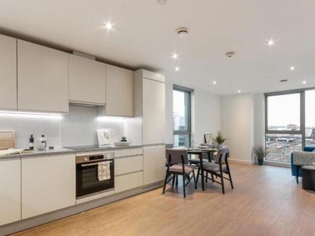 Thames Quarter, Napier Road, 1 Bedroom Flat