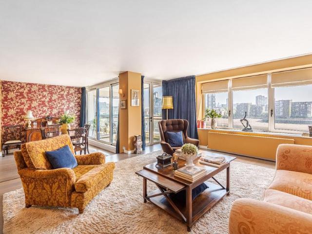 Thames Quay, SW10 2 bed apartment to rent £5,417 pcm £1,250 pw