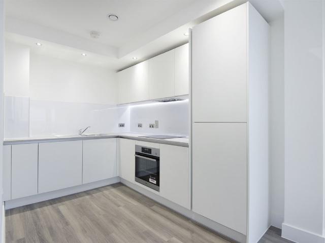 Thames Road London, 20 Thames E16, 2 bed flat to rent, £2,350 pcm | PrimeLocation