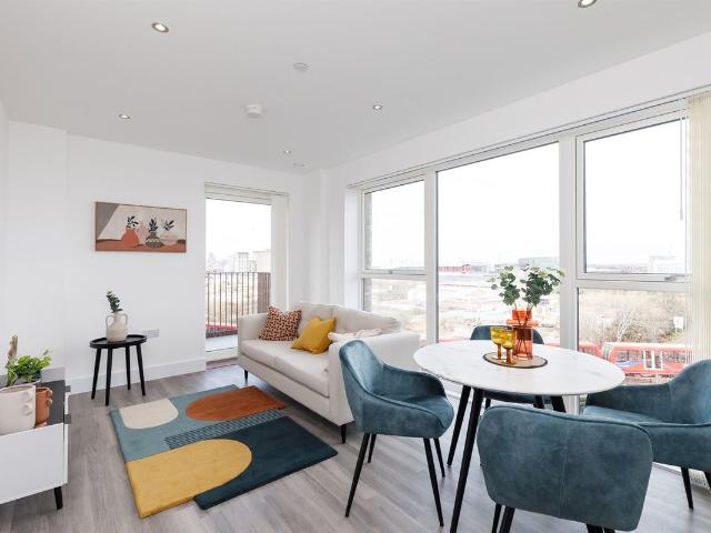 Thames Road, London E16, 1 bed flat to rent, £1,850 pcm | PrimeLocation