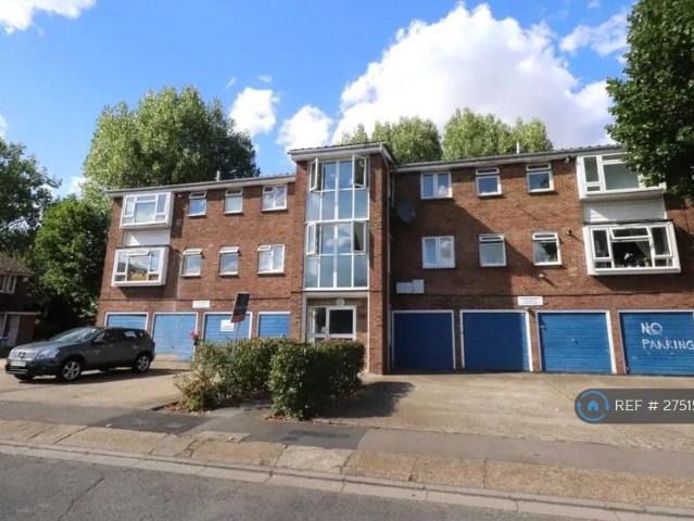 Thamesmead, London, SE28 1 bed flat to rent £1,275 pcm £294 pw