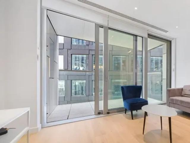 The 3 Crowns, 8 East Road, London, N1 6AD, United Kingdom | 2 bed apartment for rent #167593194 | Rentberry