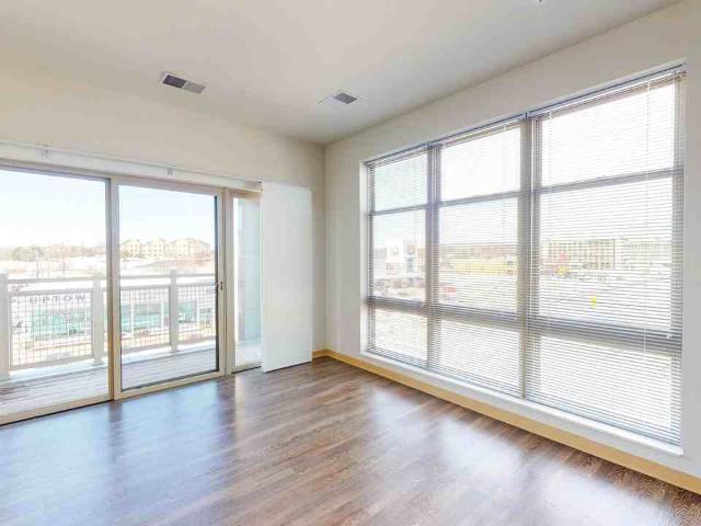 The 2100 Urban Residence 1 Bedroom Apartment for Rent at 2100 N Mayfair Rd, Wauwatosa, WI 53226