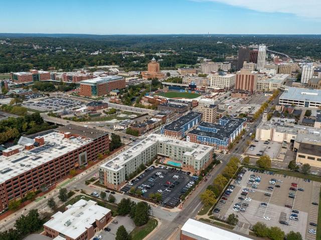 The 401 Lofts 2 Bedroom Apartment for Rent at 401 S Main St, Akron, OH 44311 Downtown Akron