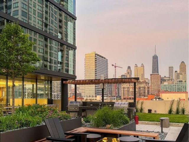 The 808 Cleveland 4 Bedroom Apartment for Rent at 808 N Cleveland Ave, Chicago, IL 60610 Near North Side