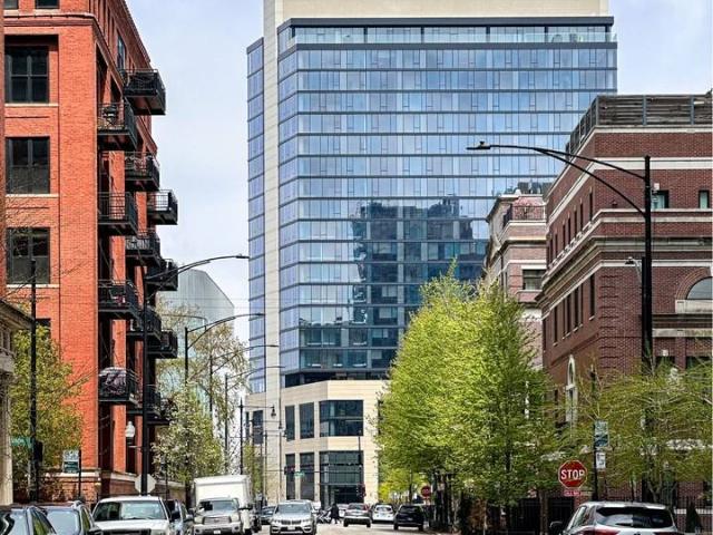 The 808 Cleveland 2 Bedroom Apartment for Rent at 808 N Cleveland Ave, Chicago, IL 60610 Near North Side