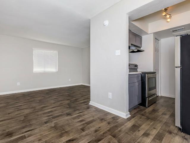 The 910 Apartments 1 Bedroom Apartment for Rent at 910 Cypress Station Dr, Houston, TX 77090
